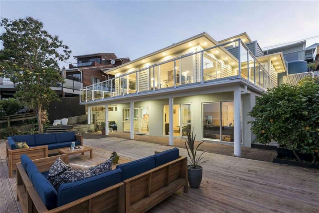 Reclad- Maraetai - Hybrid Build - Craftsman Builders